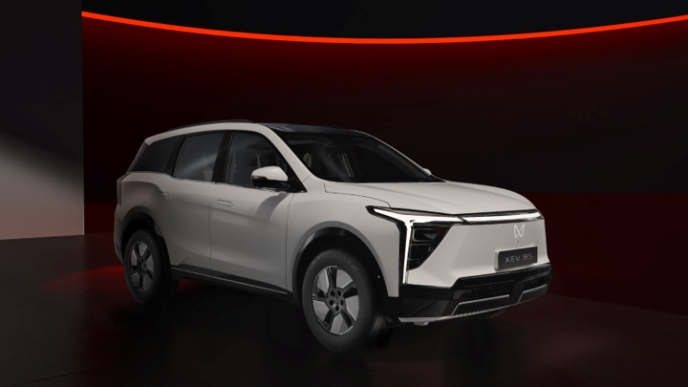 Mahindra unveils XEV 9S electric SUV | Prices start at ₹19.95 lakh ...